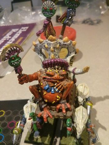 Touching up an old Slann | Lustria Online